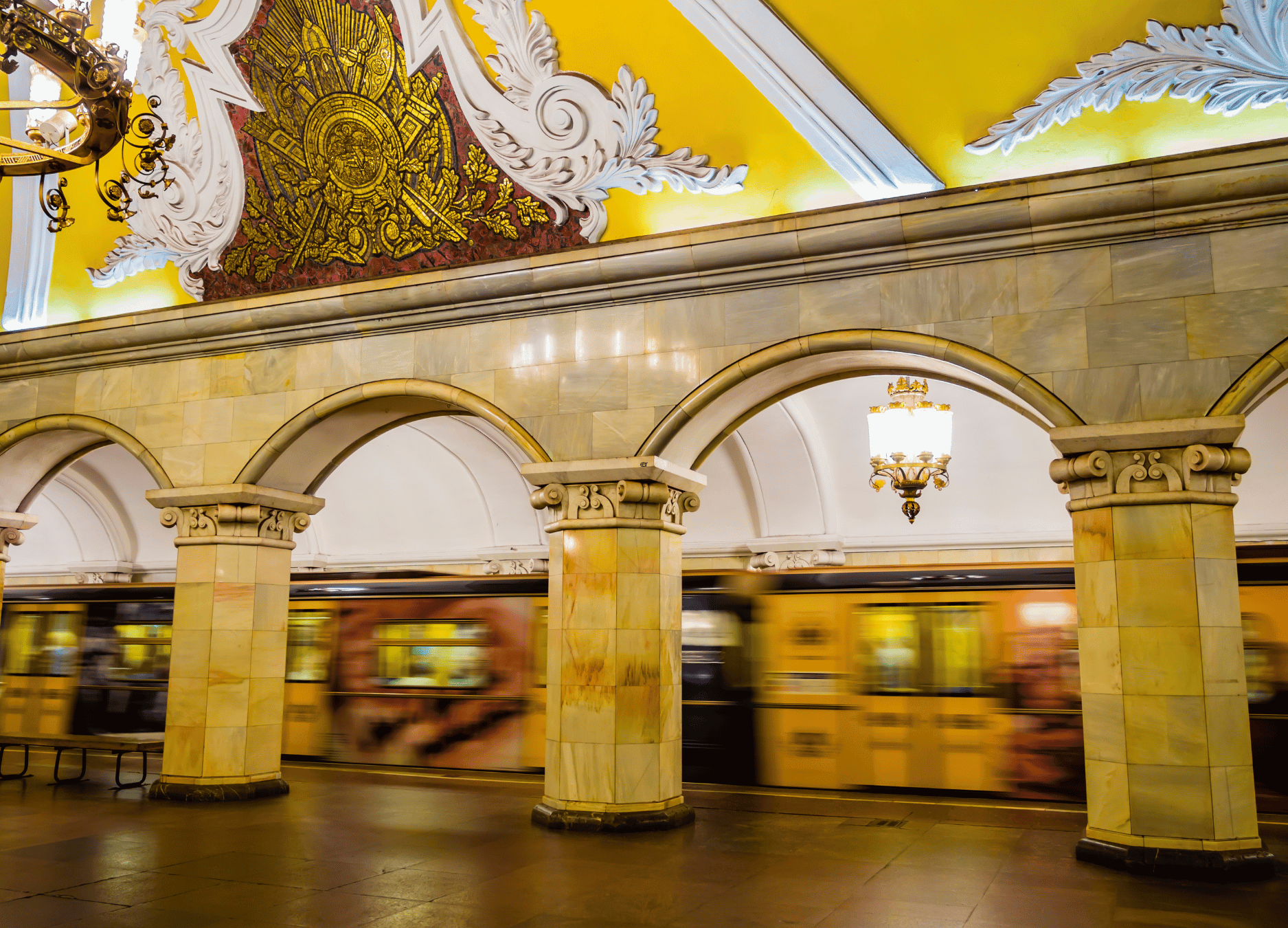 Top 10 Breathtaking Train Stations - Travel Agents in San Antonio Texas ...